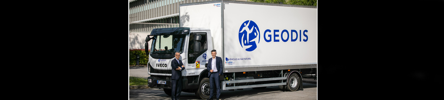 GEODIS acquires 200 natural gas vehicles from IVECO