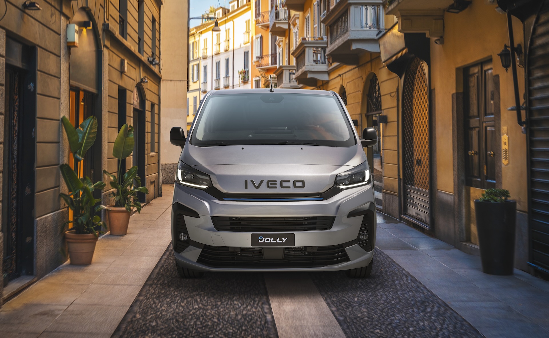 IVECO eJolly: Urban Ready. Fully Electric | Iveco